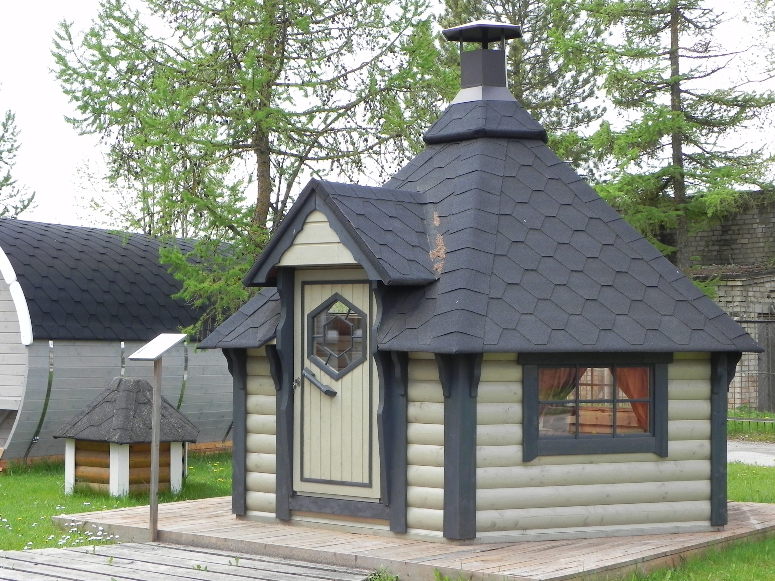 Outdoor Premium Grill Cabins, Scotland UK